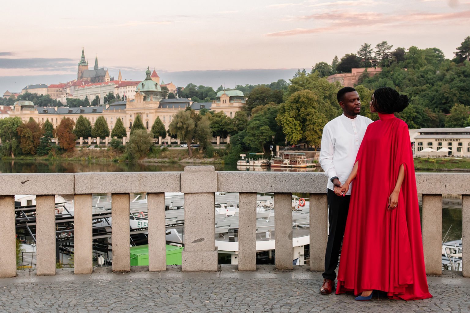 Couple photoshoot in Prague at dawn for Abo & Milo