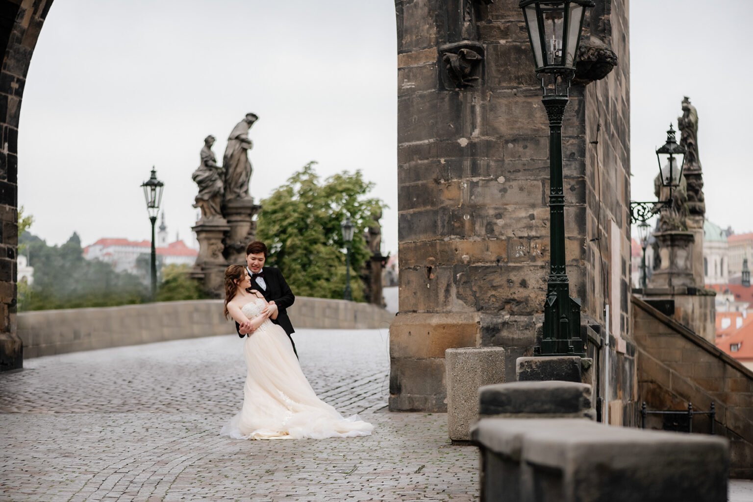 Pre-wedding in Prague for stunning couple Stella & Ricky