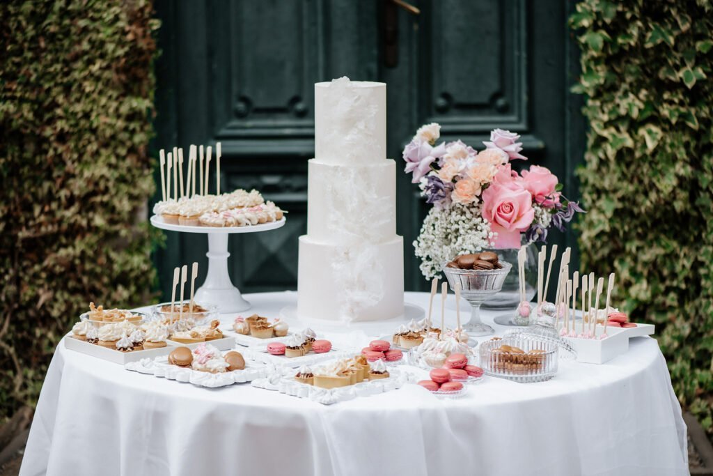 Prague Photography: Wedding at Villa Dom Carli