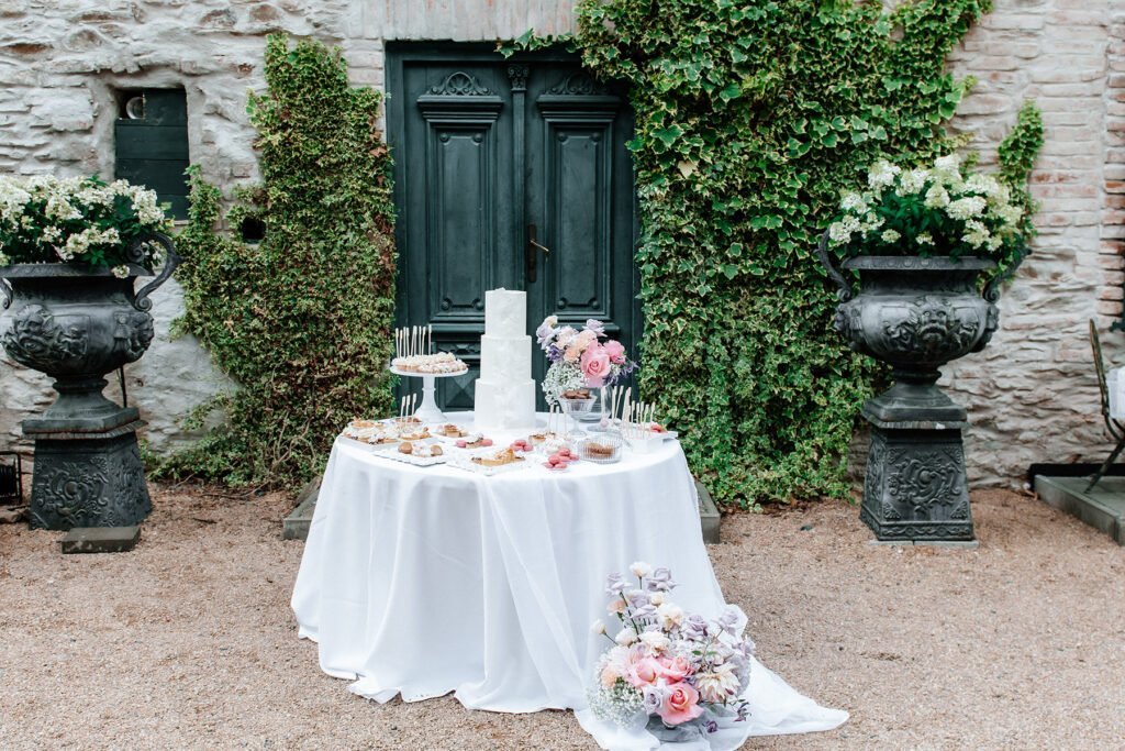 Prague Photography: Wedding at Villa Dom Carli